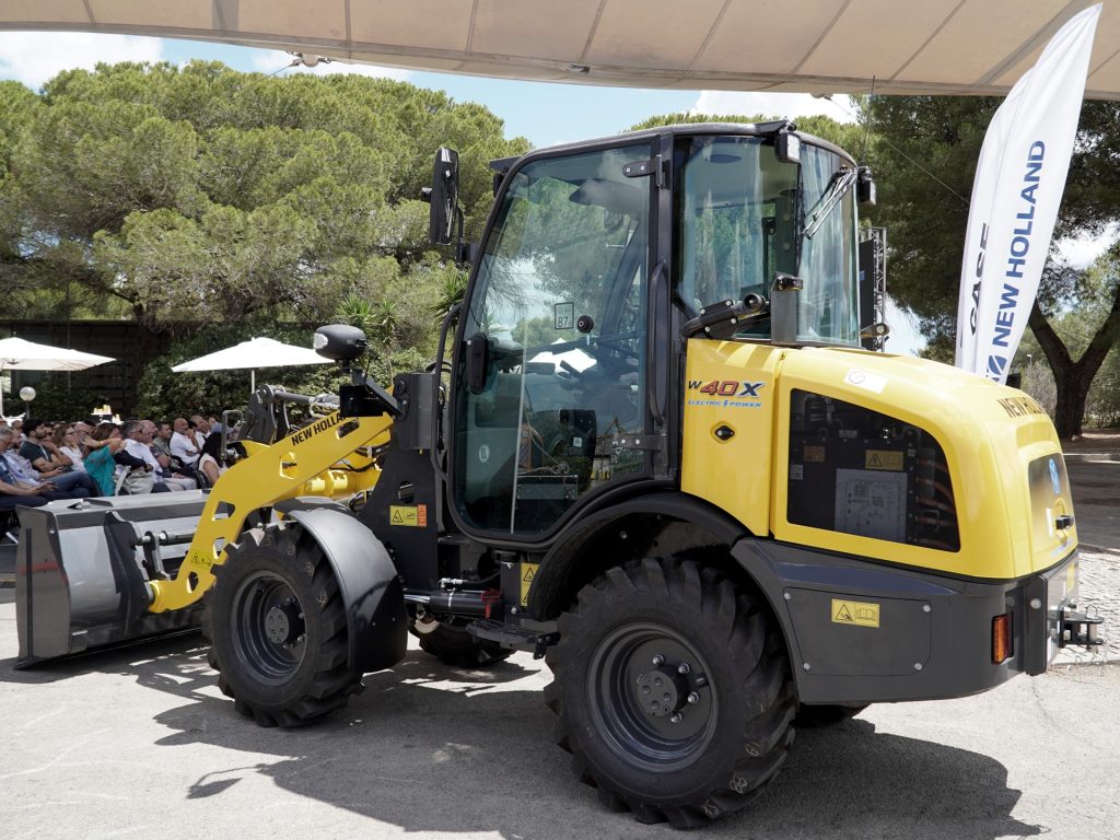 CNH puts CASE, New Holland electric wheel loader into production