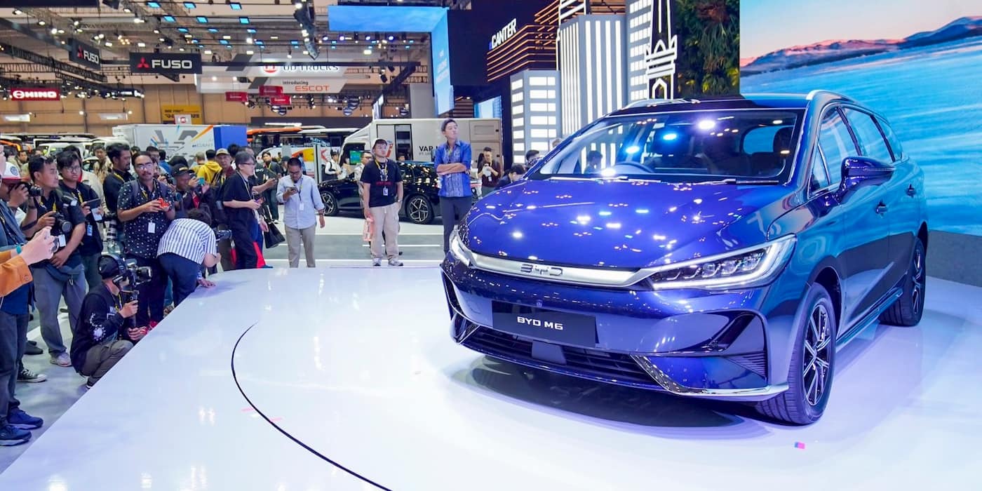BYD just launched the first electric MPV in this booming EV market