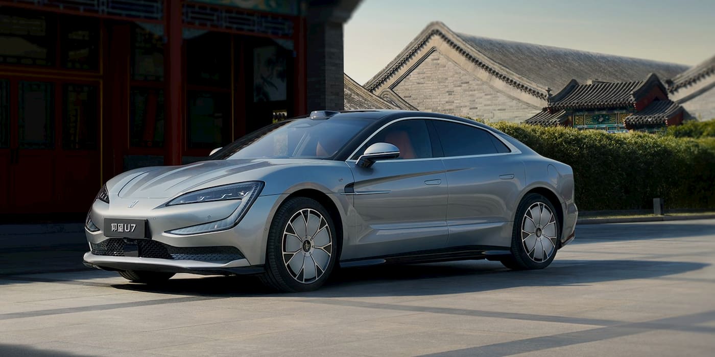 BYD confirms plans for EVs with all-solid-state batteries in 2027