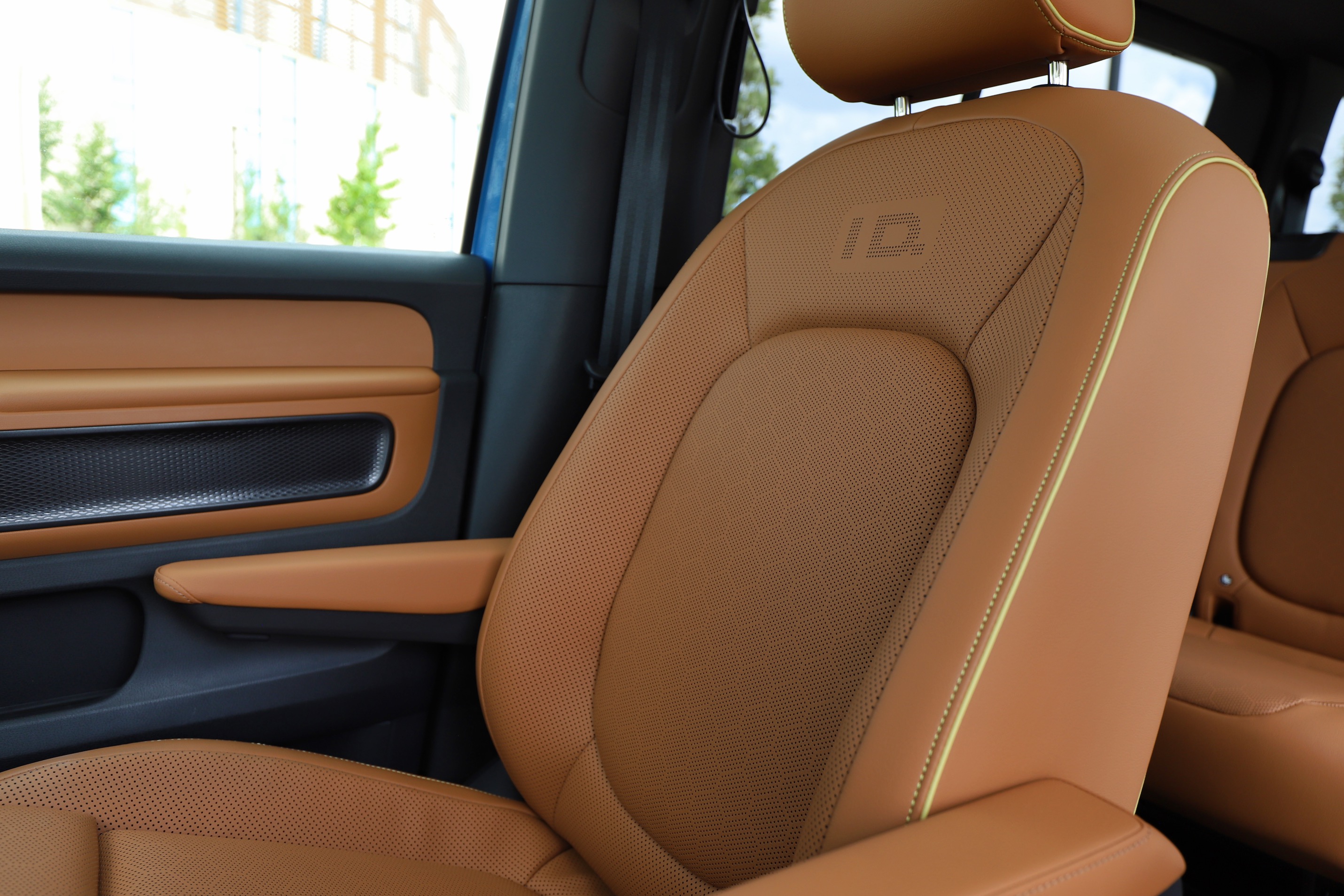 VW ID.Buzz pricing, range & interior colors announced | Electrek