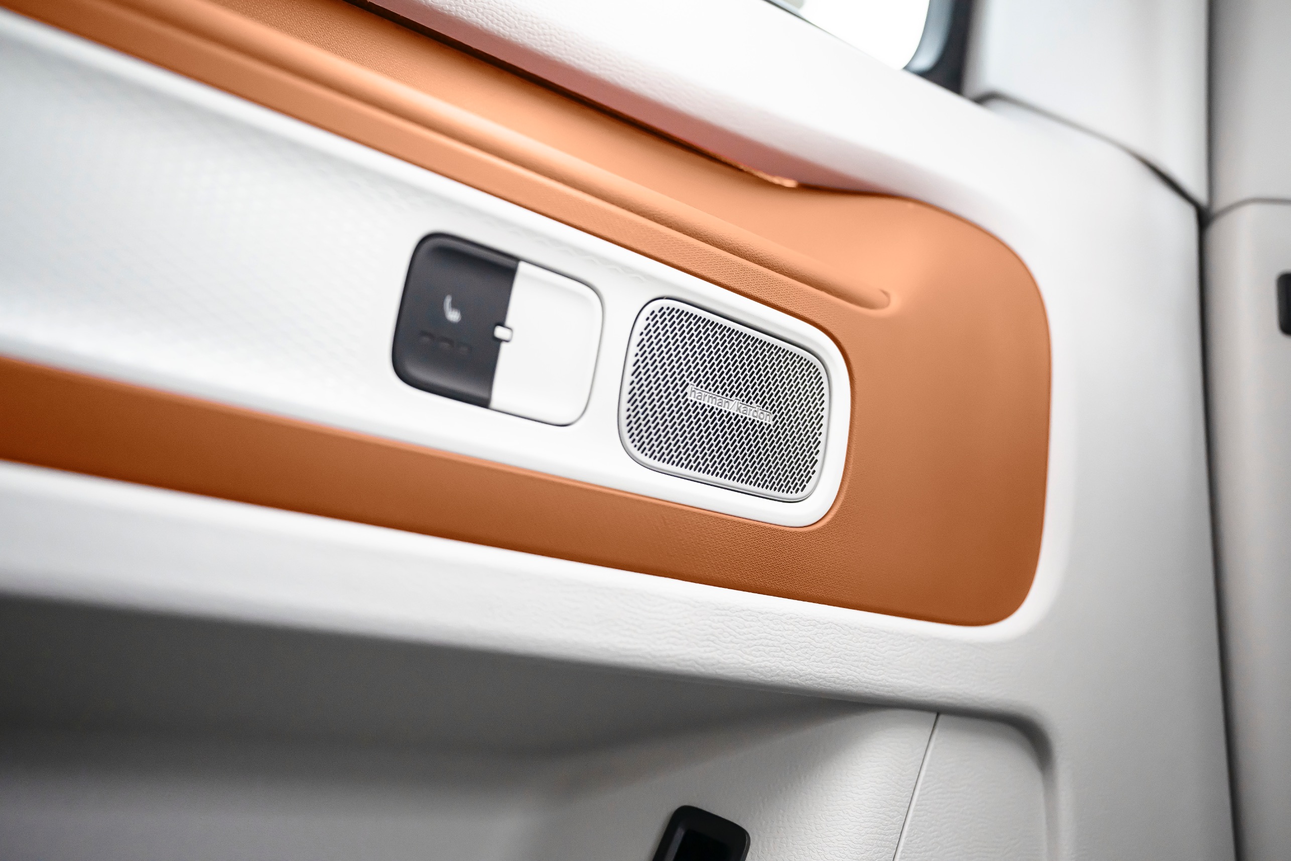 VW ID.Buzz pricing, range & interior colors announced | Electrek