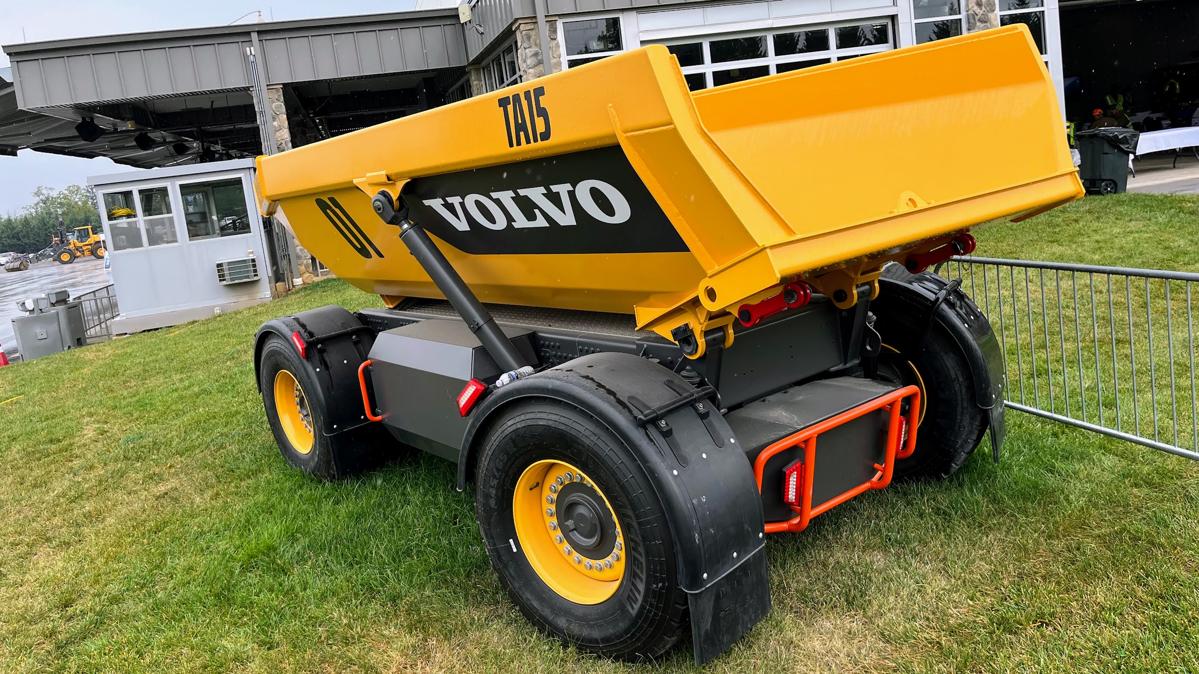 Volvo CE rolls out autonomous equipment at Volvo Days [part 2]