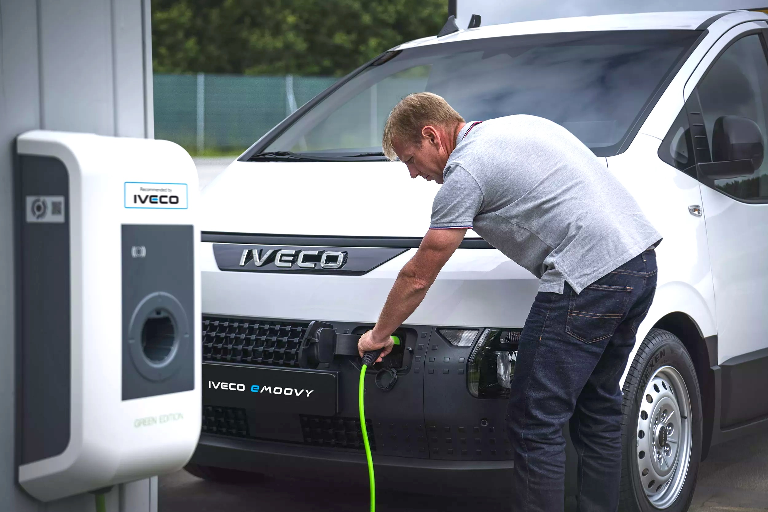IVECO launches electric cargo van, will it come to US as a Nikola?