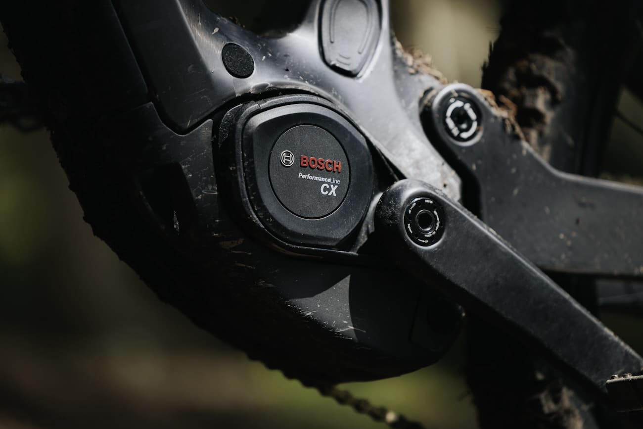 Bosch announces its new e-bike motor and bigger batteries | Electrek