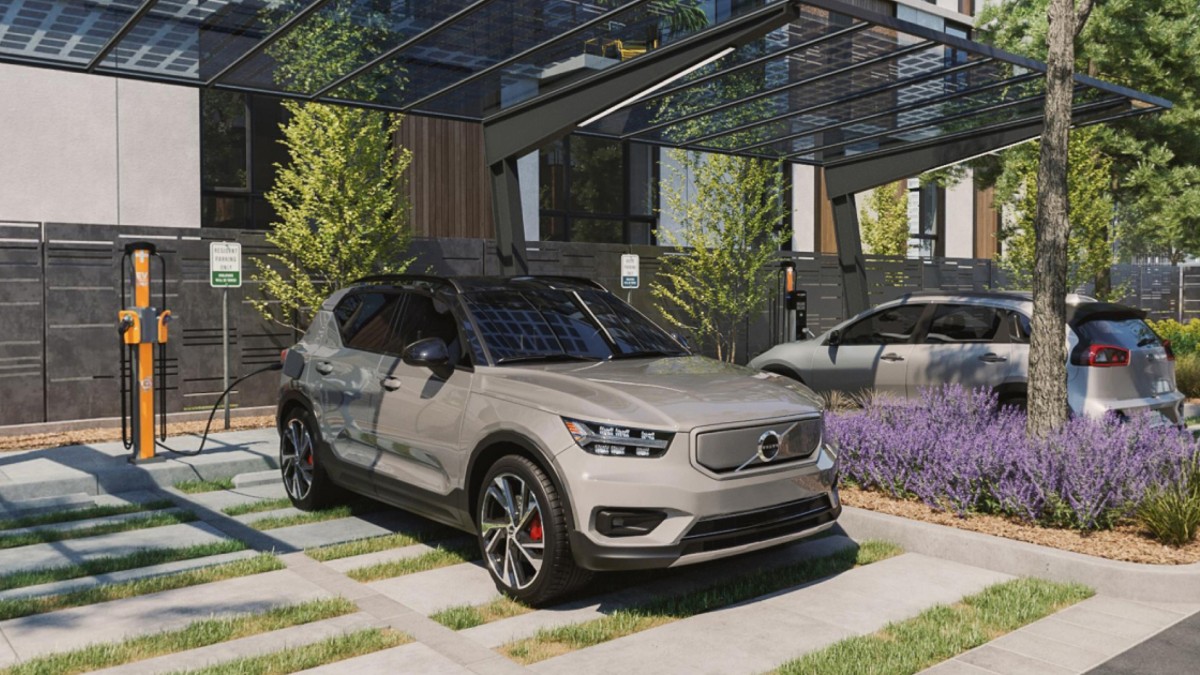ChargePoint just made EV charging more affordable for small businesses ...
