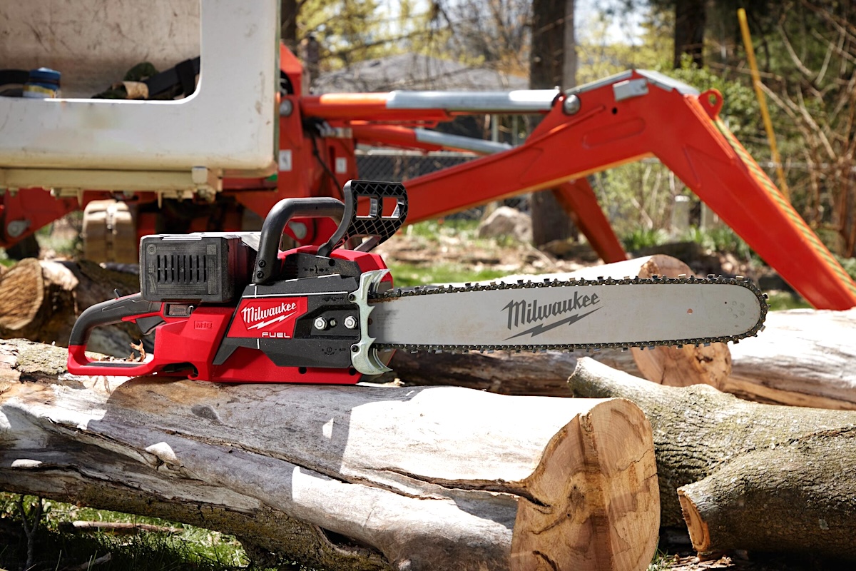 E-quipment highlight: Milwaukee M18 dual battery electric chainsaw