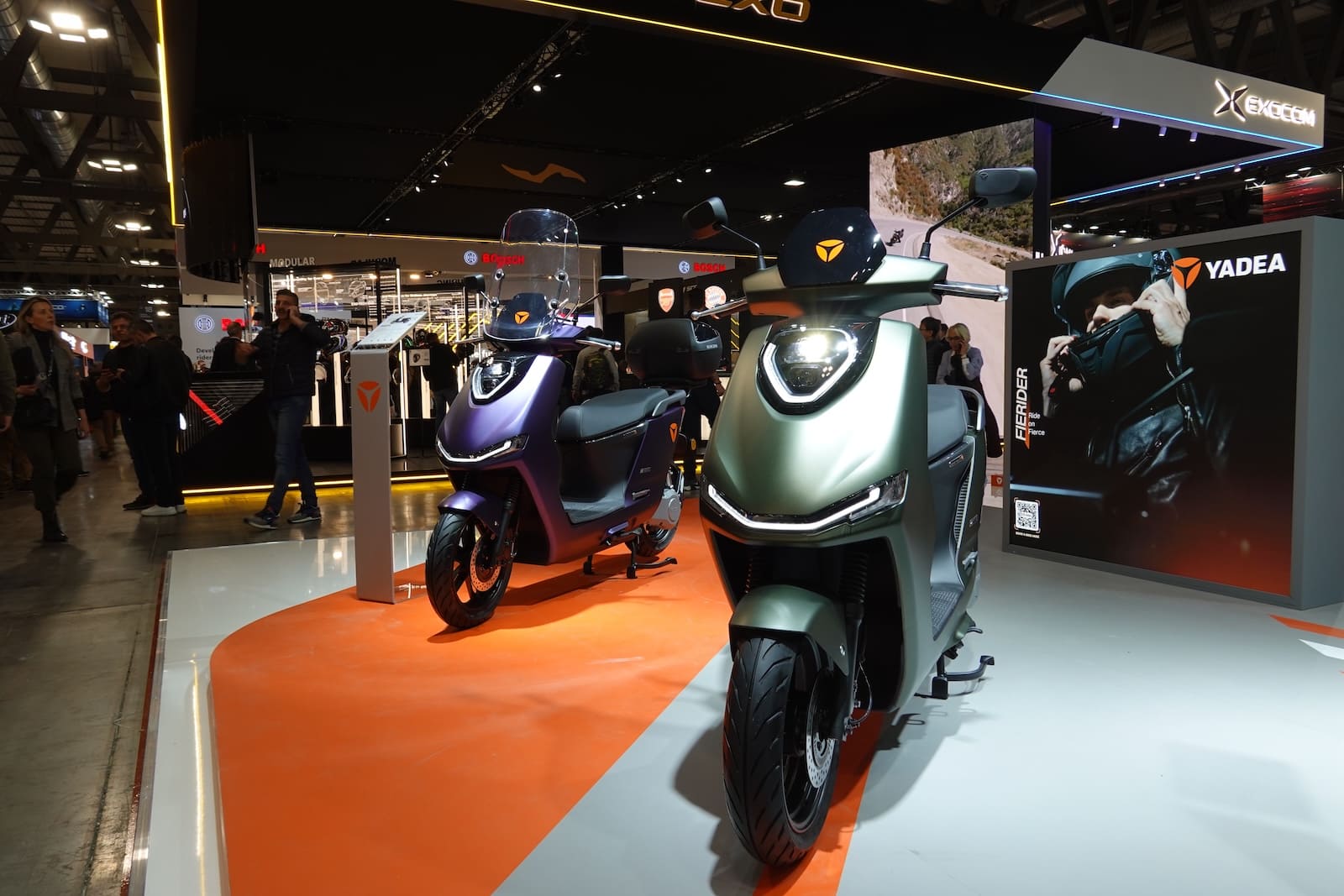 Yadea showcases its wide range of e-motorcycles and scooters