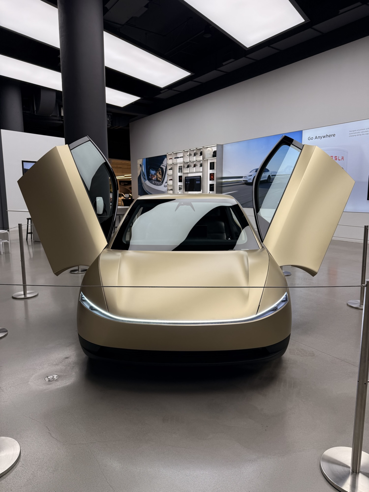 Tesla Cybercab is on display in NYC, here are some closeup photos ...