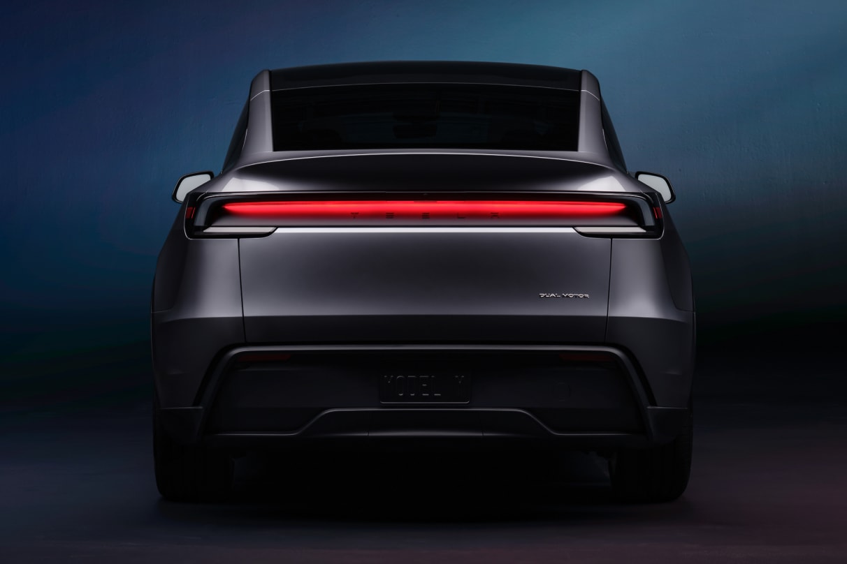 This is the Tesla Model Y Juniper refresh, just unveiled in China ...