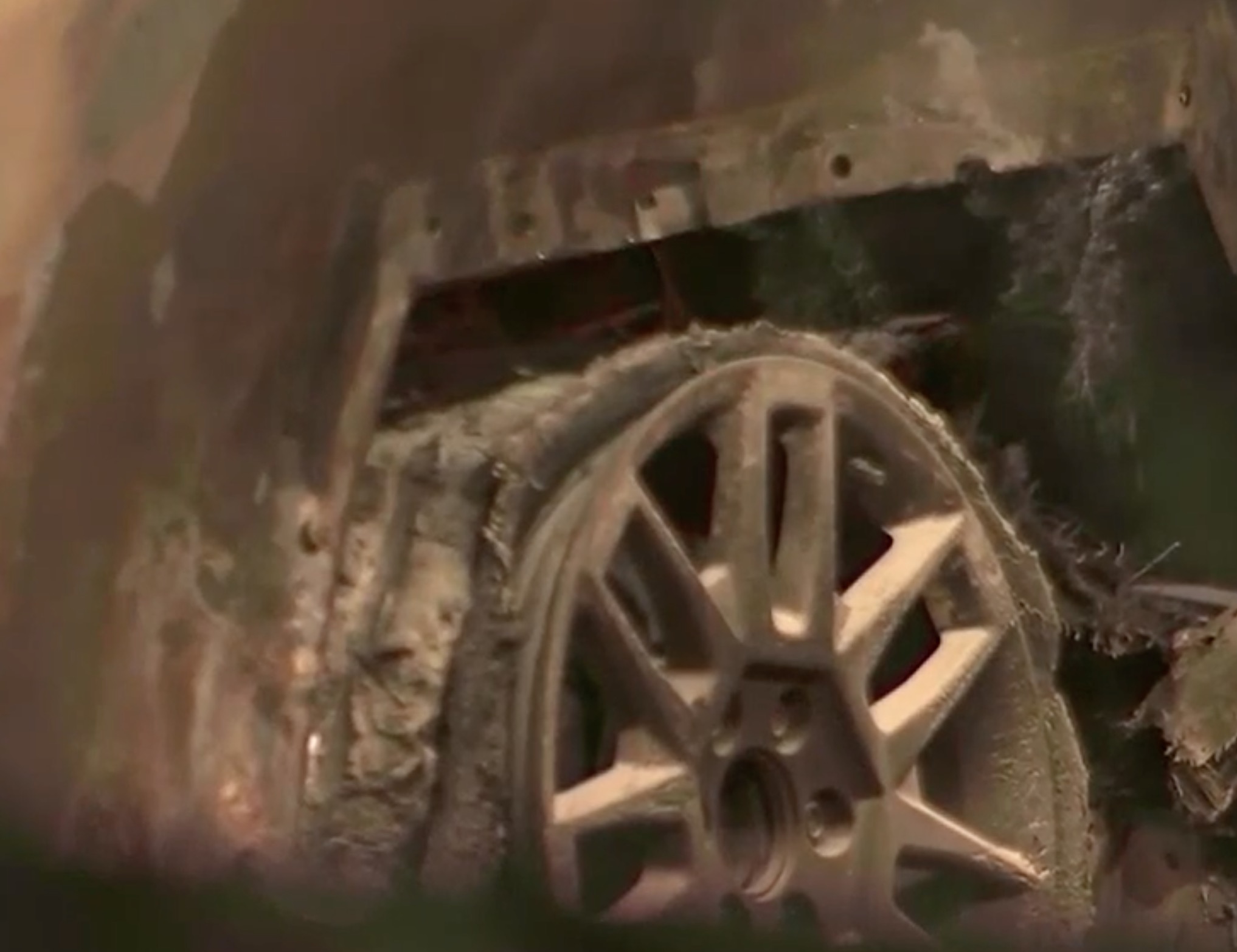 A Tesla Cybertruck burned down at Tesla lot in Atlanta, battery fire ...