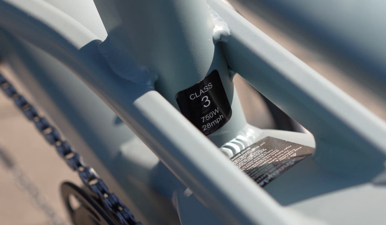 Starting today, California is coming for your e-bike throttles | Electrek