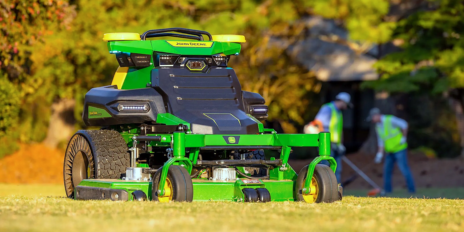 John Deere Robotic Lawn Mower Robotic Lawn Mower John Deere Tango E5