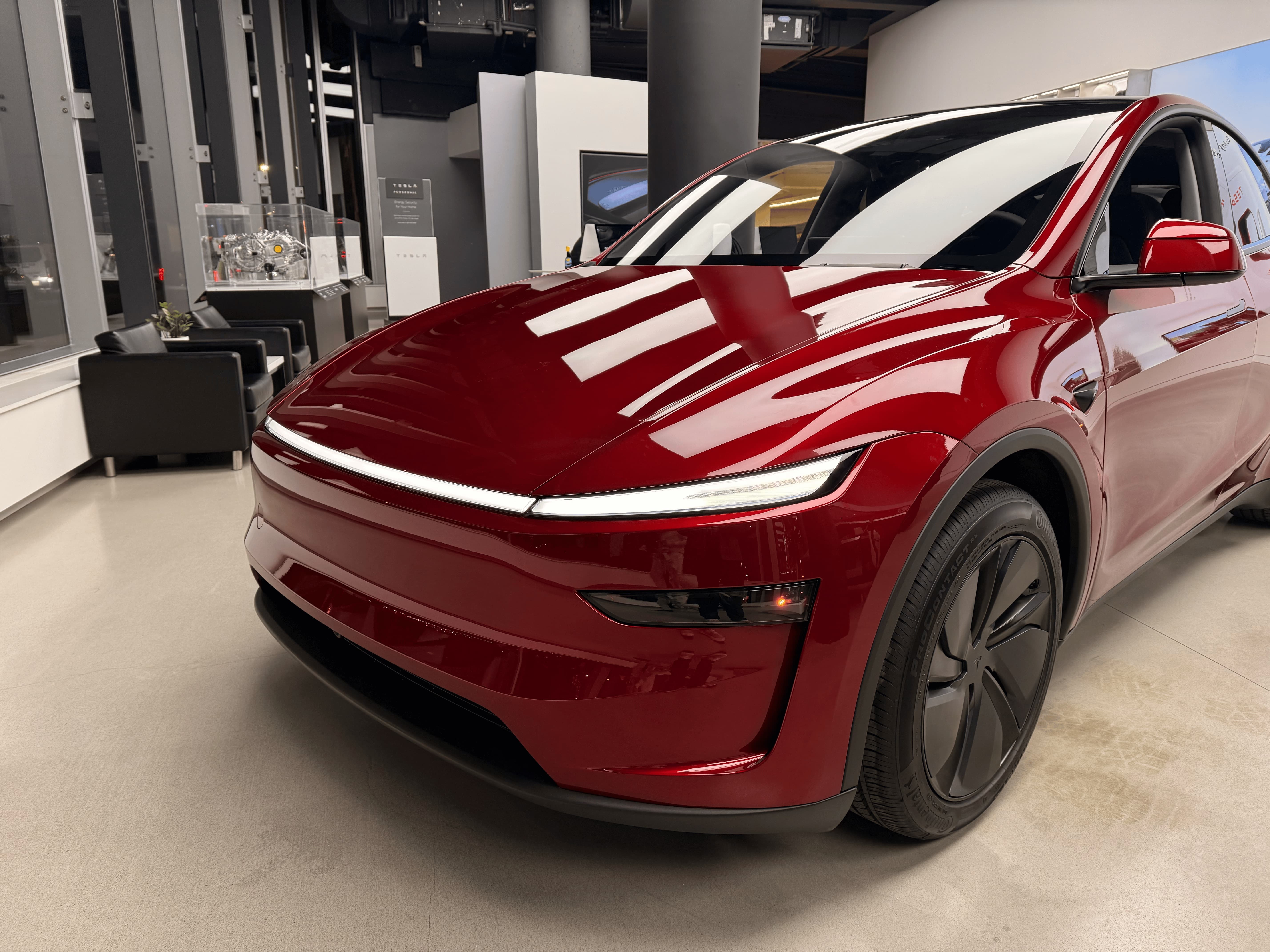 Here's an up-close look at the new Tesla Model Y, now in 17 showrooms ...
