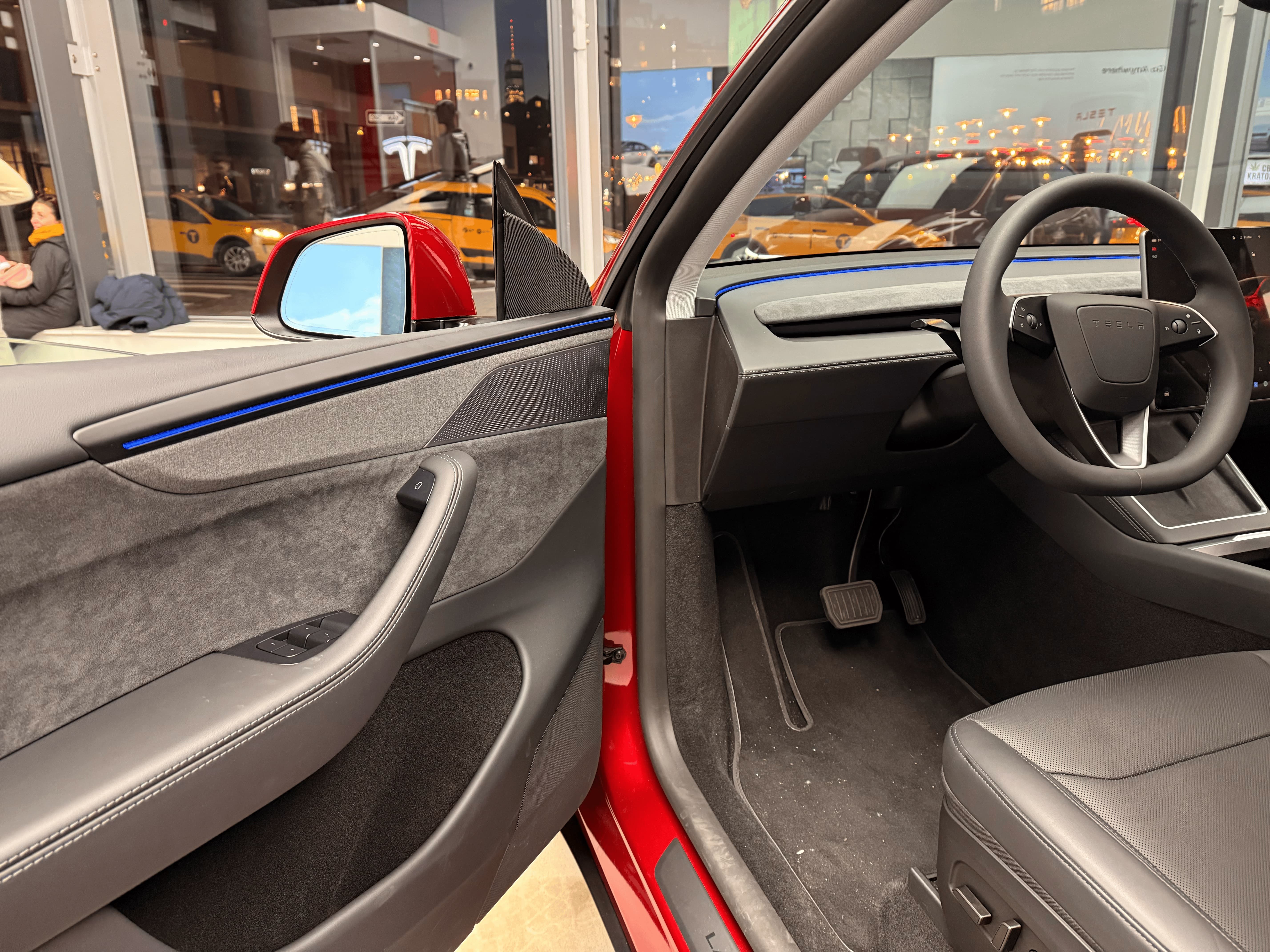 Here's an up-close look at the new Tesla Model Y, now in 17 showrooms ...