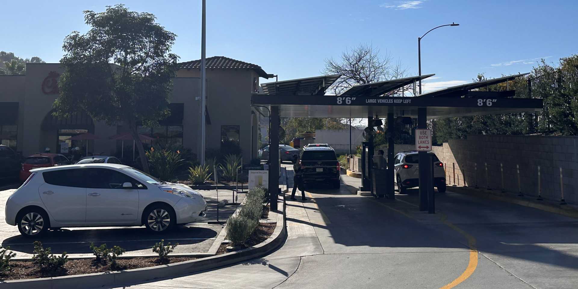 Chick-fil-A is piloting solar + storage microgrids in California | Electrek