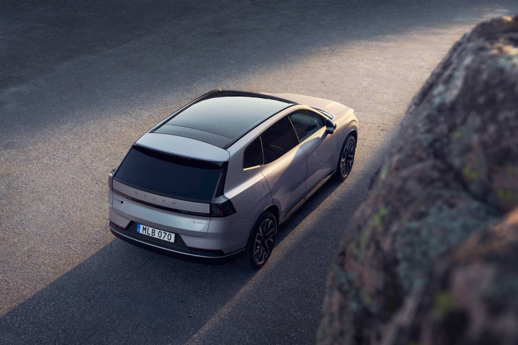 2026 Volvo XC70 PHEV gets real with 125 mile electric range