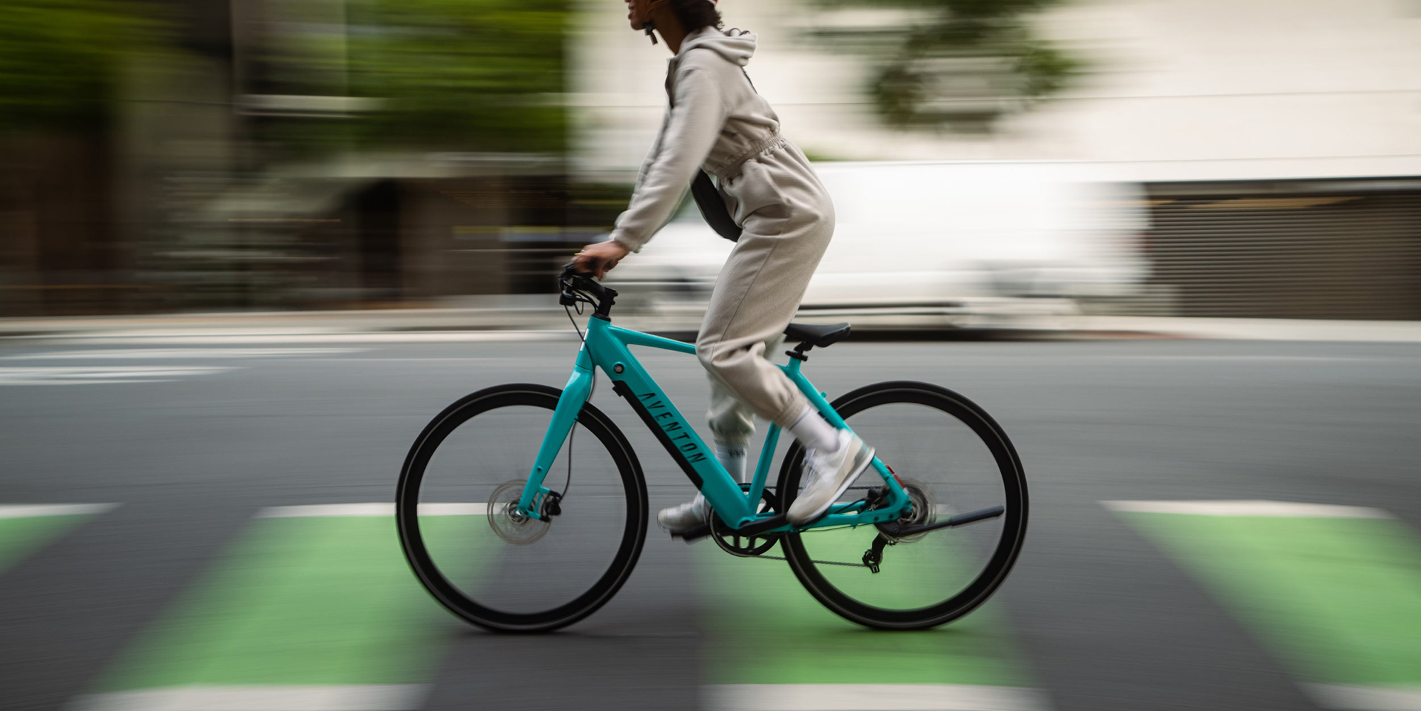 Aventon Soltera 2.5 e-bike gets first discount to $999, Autel, more