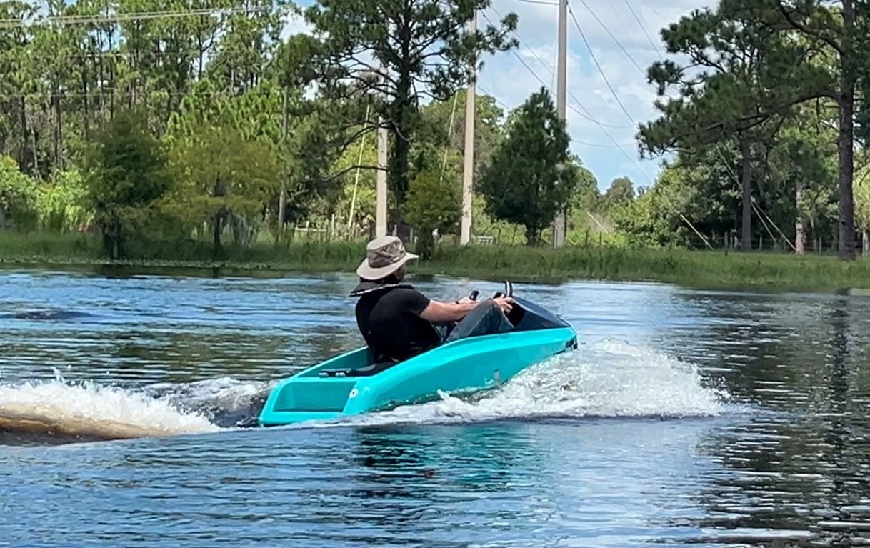 I bought a one-seater jet boat from China. Here's what showed up