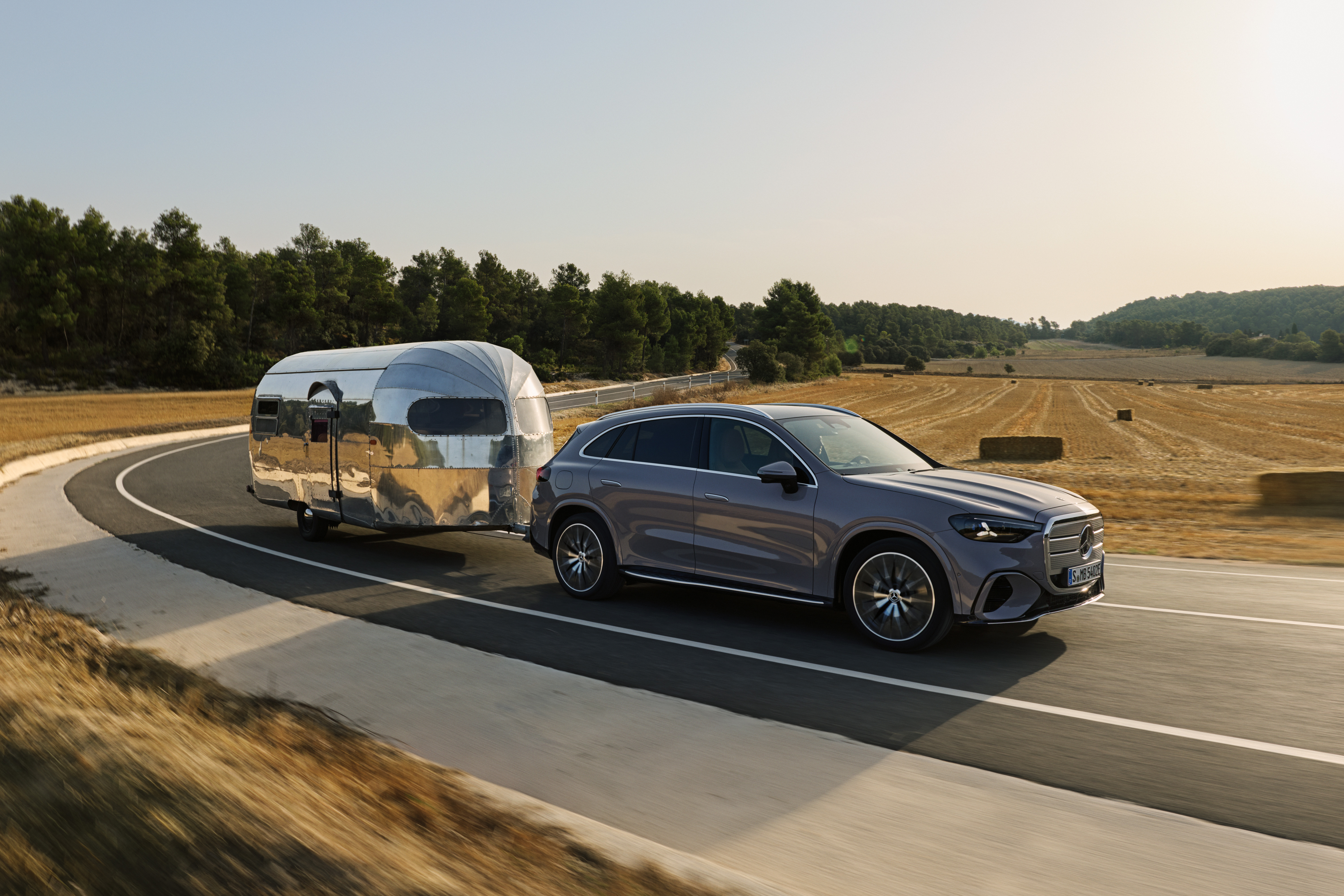 Mercedes unveils GLC electric SUV: a more refined all-electric platform ...