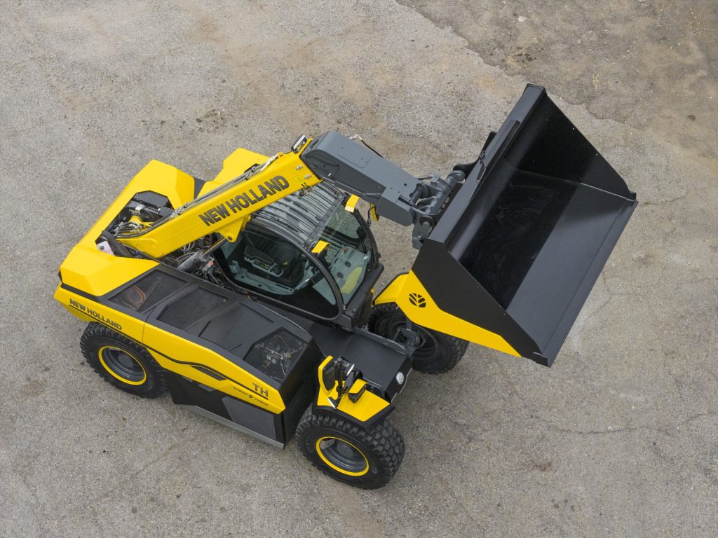 New Holland hybrid uses METHANE to charge its batteries