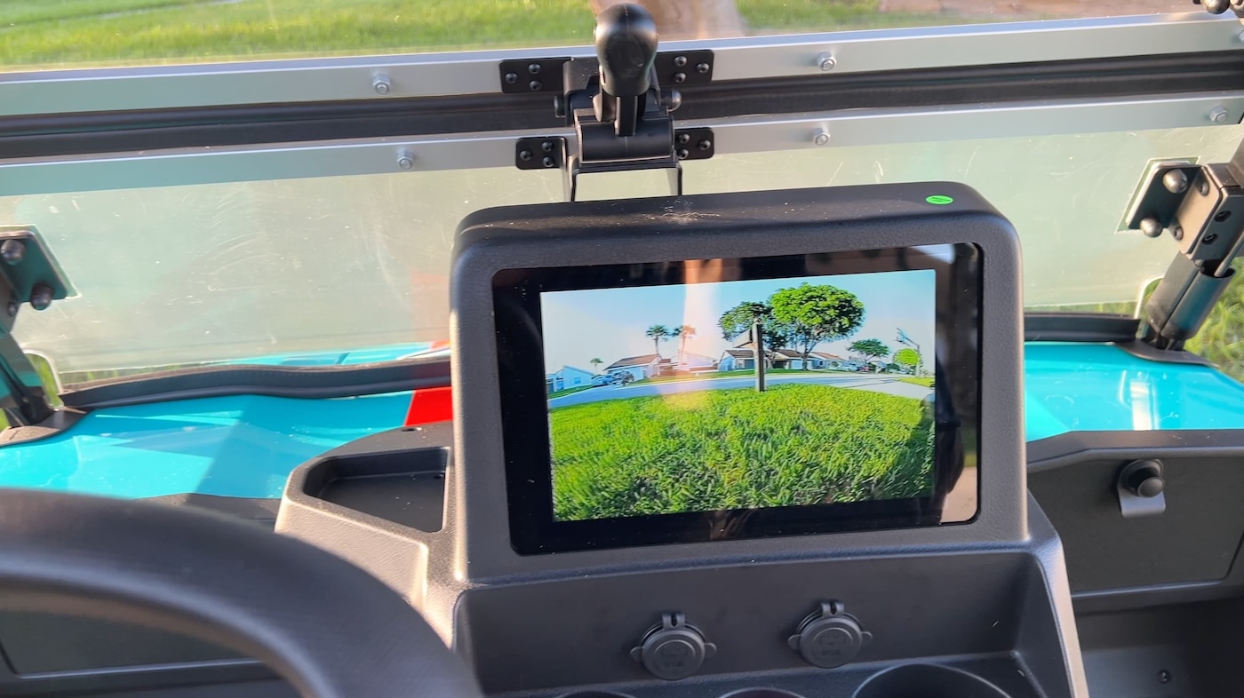 The Kandi 4P golf-cart is an NFL fan's dream neighborhood cruiser ...