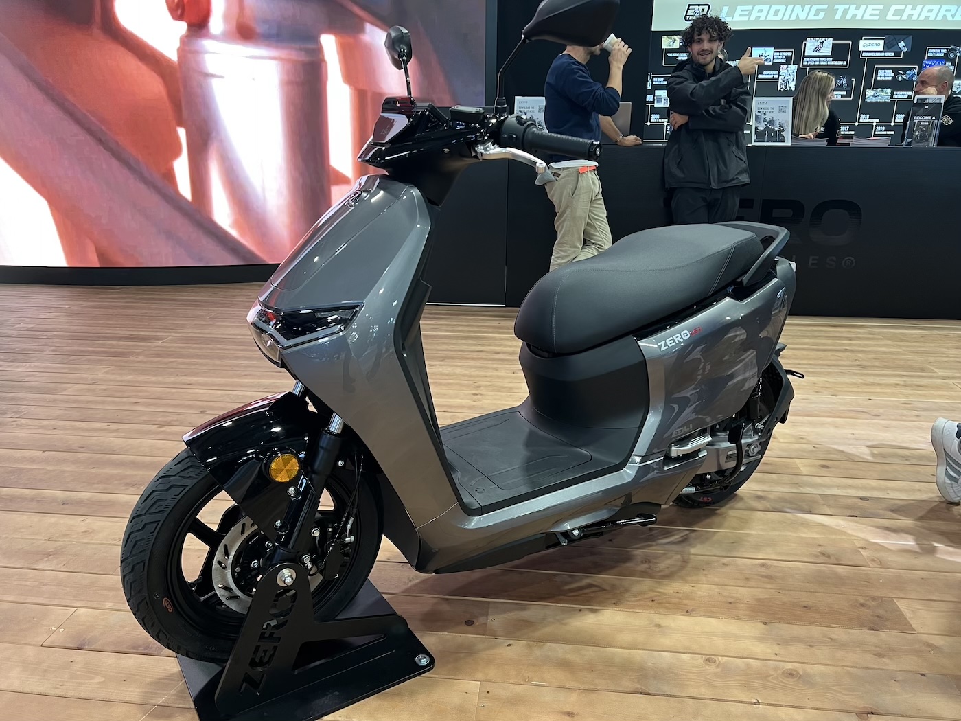 First look at Zero Motorcycles' new electric scooter launched today ...