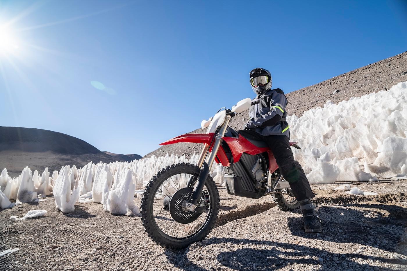 Electric motorcycle sets new world record… on top of an active volcano ...