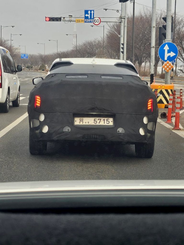 Kia's electric hot hatch spotted in action for the first time [Images]