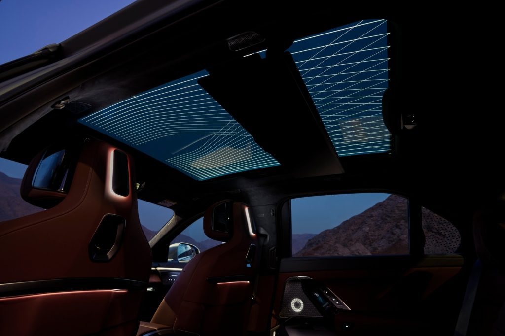 BMW unveils new i7 with 450 miles range and Neue Klasse style [Images]